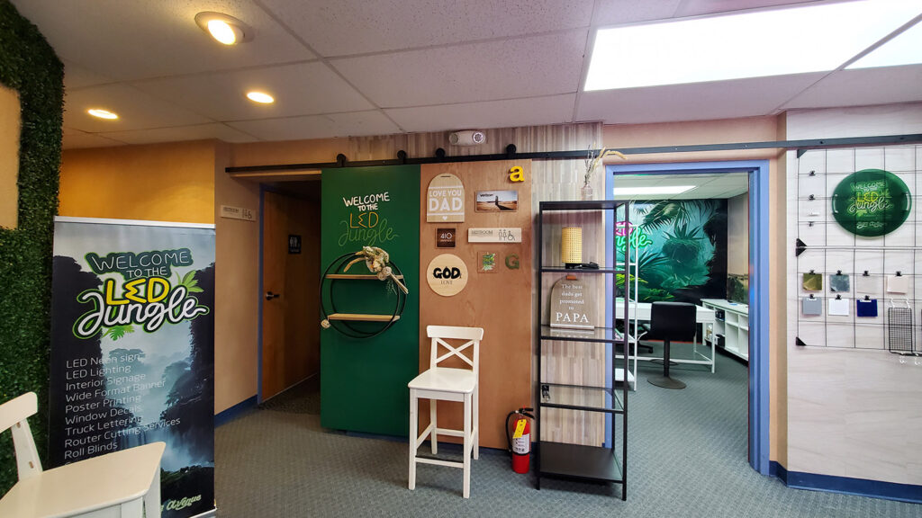 Custom Signs – LED Jungle